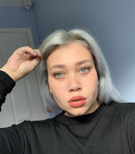 Crown Me Like The Fucking Queen I Am I Deserve Everything Pay Me Thank Me For The Privilege