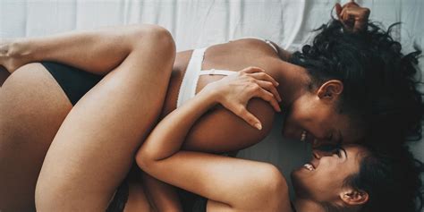 Non Penetrative Sex Positions To Try Xonecole Women S Interest Love Wellness Beauty