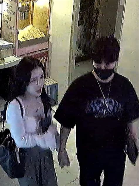 2024년 한국 노래방의 Ip 카메라가 해킹당했습니다 한 소년이 자신이 좋아하는 소녀와 데이트를 했습니다 4시간 동안 함께 술을 마시고 마침내 그녀와 섹스를 했습니다