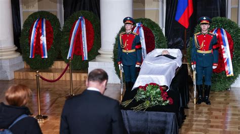 Tausende Erweisen Michail Gorbatschow In Moskau Letzte Ehre Grenzecho