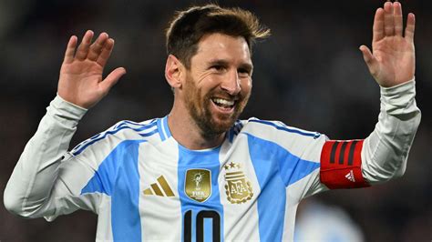 Gerard Pique Addresses Possibility Of Lionel Messi Playing In Kings