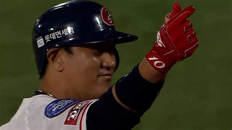 다음스포츠 은퇴 시즌 20홈런 이대호 추격의 투런포 1회말