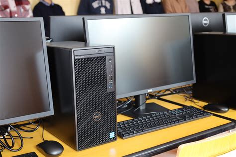 Сургалтын танхимын иж бүрдэл ном сурах бичиг гардууллаа