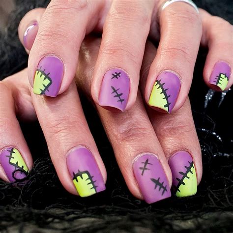 15 Halloween Nail Designs For Your October Manicure Inspiration
