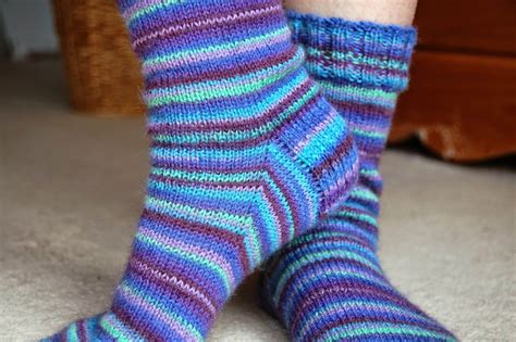 Basic 4ply Socks Pattern And Tutorial Easy Beginner Sock Knitting