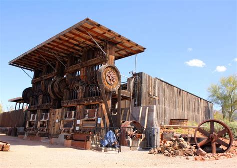 Old West Apacheland Barn And Jail Editorial Stock Image Image Of