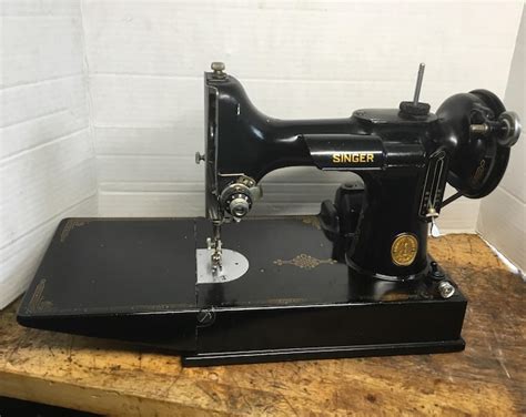 1947 Singer 221 1 Featherweight Sewing Machine Reconditioned And