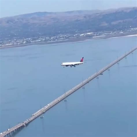 Viral Clip Of A Plane Standing Still In The Air Blows Peoples Minds