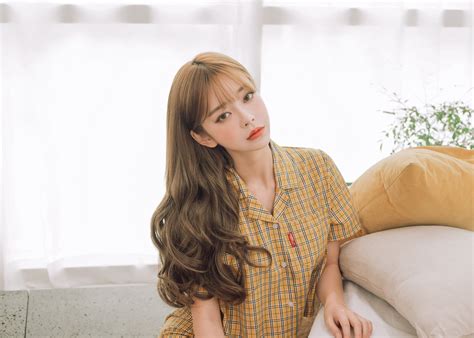 가발매니아 여자들의 로망 고데기한 듯 자연스러운 에어펌 리얼하프피스 💛 Facebook