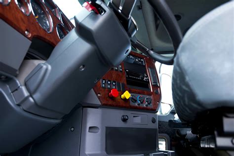 How Black Box Data Proves Fault In Oklahoma Truck Accidents