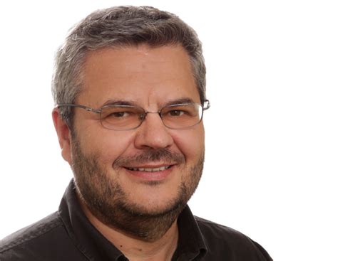 Straddling The Boundary Between Contribution And Solution Driven