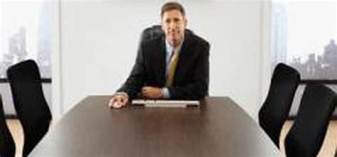 Какво е това директор за връзка с инвеститорите Profit Bg