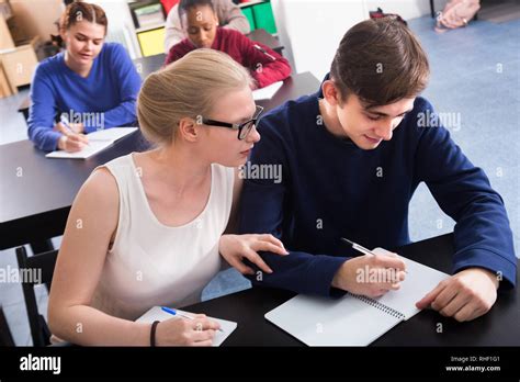 15 18 Years Old Hi Res Stock Photography And Images Alamy