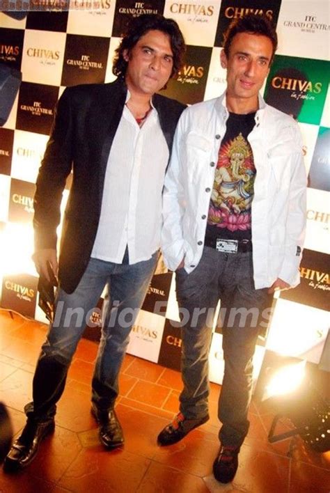 Rahul Dev With His Younger Brother Mukul Dev Photo 541657