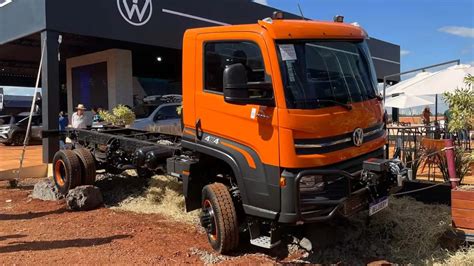 agrishow 2023 volkswagen presentó el delivery 4x4 y el constellation
