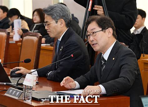 오동운 공수처장 관련 현안질의 거부한 정청래 법사위원장 Tf사진관 포토 기사 더팩트