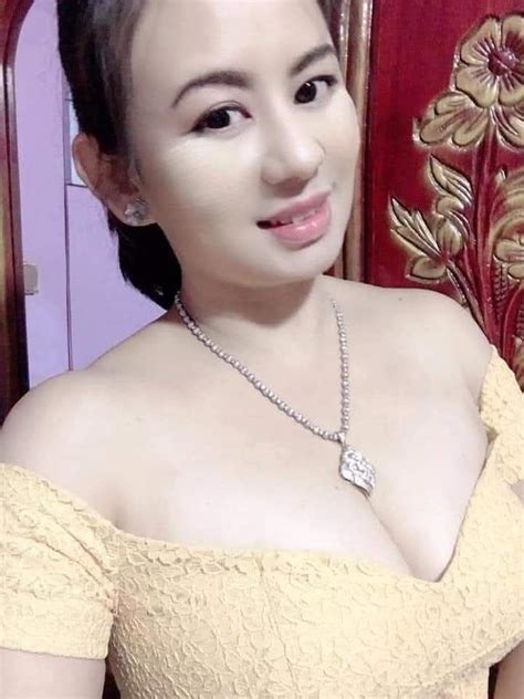 ᴍᴀʟᴏʀʏ ဒီရင်ခွင်ဟာ ရှင့်တစ်ယောက်ထဲအတွက်နော် 🥰 အချစ်ကားကောမန့်မှာဝင်ကြည့်ပေး 👇👇👇 Facebook