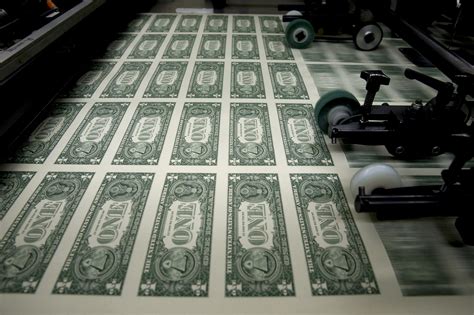 【ny外為】ドルが8日ぶり下落、fomc決定やcpiに反応 Bloomberg
