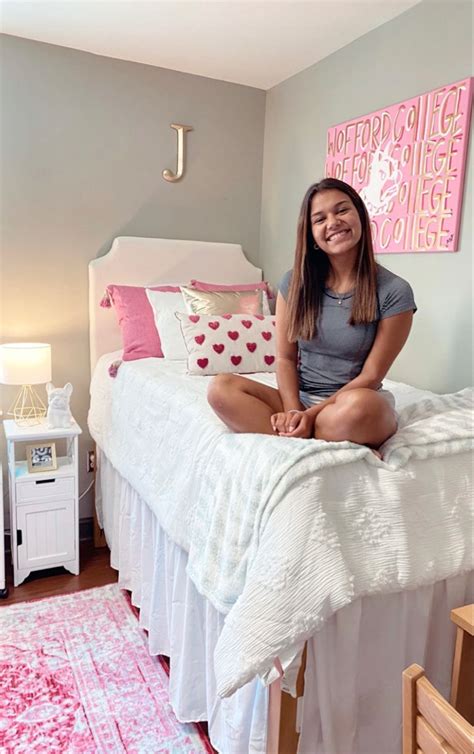 Freshman Dorm Room💌 Dorm Room Inspiration Dream Dorm Room College