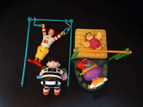 Mcdo Cartoon Network Jollibee Mcdo Toys Hobbies And Toys Memorabilia