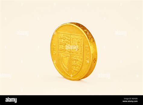 One Pound Coin Stock Photo - Alamy