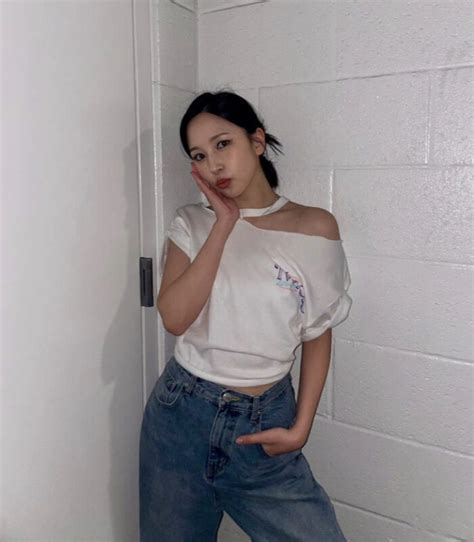 1997 Mina Mina Myoi 名井南 묘이 미나 미나 ミナ Twice 트와이스 Singer