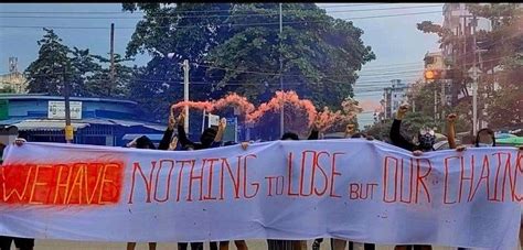 ရန်ကုန်တွင် ဗကသ ကျောင်းသားများက စစ်အာဏာရှင် ဆန့်ကျင်ရေး ချီတက် ဆန္ဒပြ Khit Thit Media