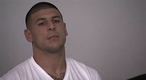 Aaron Hernandez The Story Of 40million Nfl Player Who Became A Killer