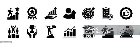 성공 아이콘 집합입니다 성공적인 경영 사업 개발 목표 목표 계획 우승자 업적 트로피 배지 메달 대회 졸업 모자 산 정상 깃발 성장 그래프를 포함합니다 벡터 일러스트 레이 션