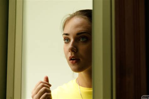 Oxana Chic Lemon Cream Cake Zishy Promo