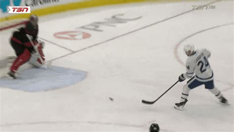 Toronto Maple Leafs Scott Laughton  Toronto Maple Leafs Scott