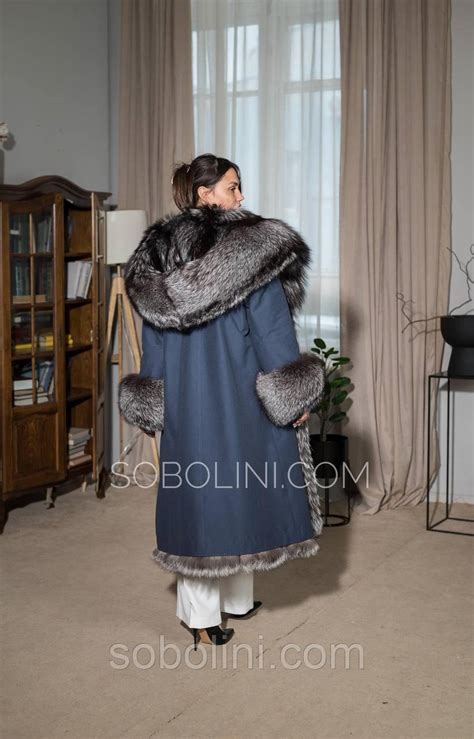 Двостороння парка з хутром чорнобурки продаж ціна у Києві Жіночі шуби від Хутряна фабрика Tm