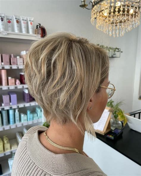 10 Modern Short Stacked Pixie Bob Haircuts For Layered Perfection