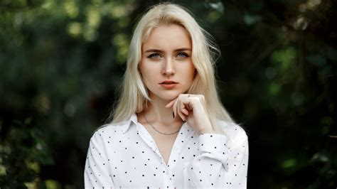 Face Model Blonde 4k Hd Wallpaper