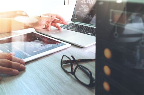 ddr or double data rate refers to a memory bus that can send signals or… solid state storage