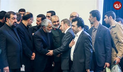 عکس؛ سفر در زمان؛ سردار سلامی و سردار سلیمانی در یک مراسم؛ دهه 90