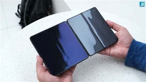 The Crease On The Foldable Iphone Could Be Less Visible Thanks To