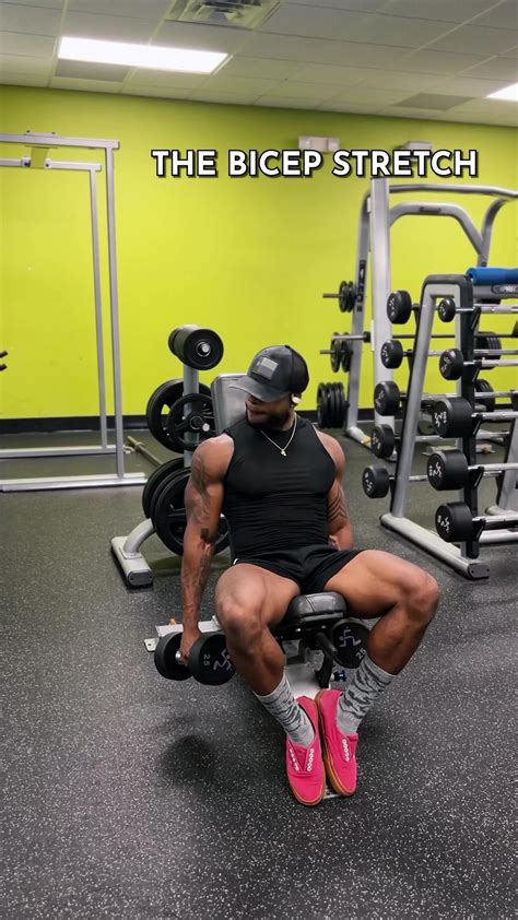 The Forced Bicep Stretch You Get From Incline Dumbbell Curls Is Worthy Of Praise I Dont Do A
