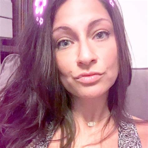 Local Women Near Me Meet Single Women Seeking Men