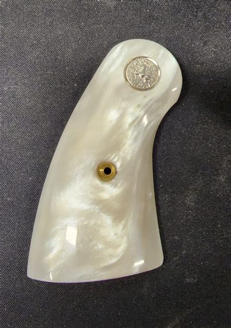 Colt Python Classic Panel White Pearl Engineered Accessories Colt Python Classic Panel White Pearl Engineered Accessories