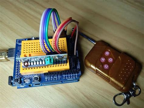 【雕爷学编程】arduino动手做(155) 22622272四键无线遥控套件模块2 知乎 【雕爷学编程】arduino动手做(155) 22622272四键无线遥控套件模块2 知乎