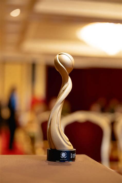 МХП отримала золоту нагороду за програму підтримки військових та ветеранів від Глобального