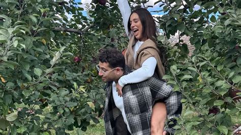 Influencer Noelle Downing Has Split From Husband Danny Porat