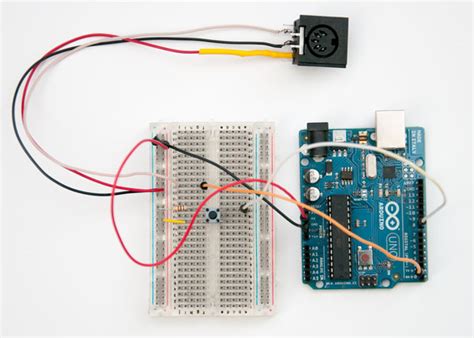 Single Button MIDI MIDI Hacker