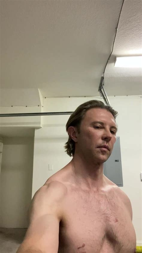 Smoke In Garage Thisvid Com