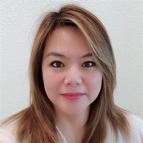 Realtor Stephanie Fang Giant Realty Inc Pleasanton Ca