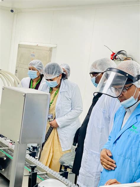 मननय वन तथ वतवरण मनतर नवल कशर सह सड जयबट जडबट उतपदन तथ परशधन कमपन