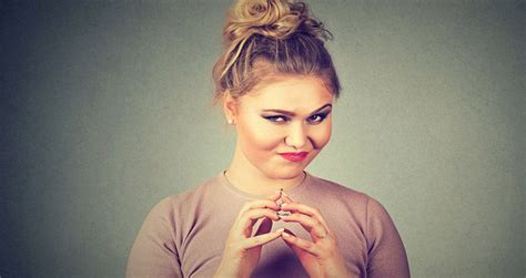 Annoying Things Best Friends Do 19 Irritating Things