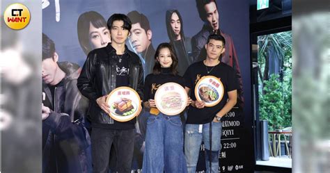 傅孟柏王柏傑太曖昧演成BL片 簡嫚書自嘲被無視