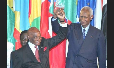 Sénégal Les Deux Anciens Présidents Abdou Diouf Et Abdoulaye Wade